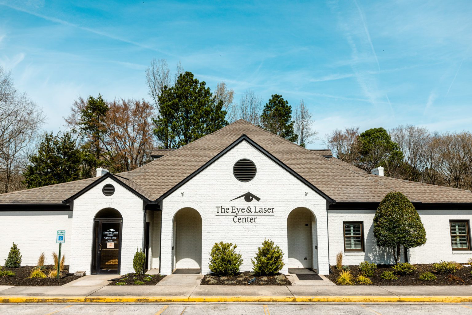 Services - The Eye and Laser Center